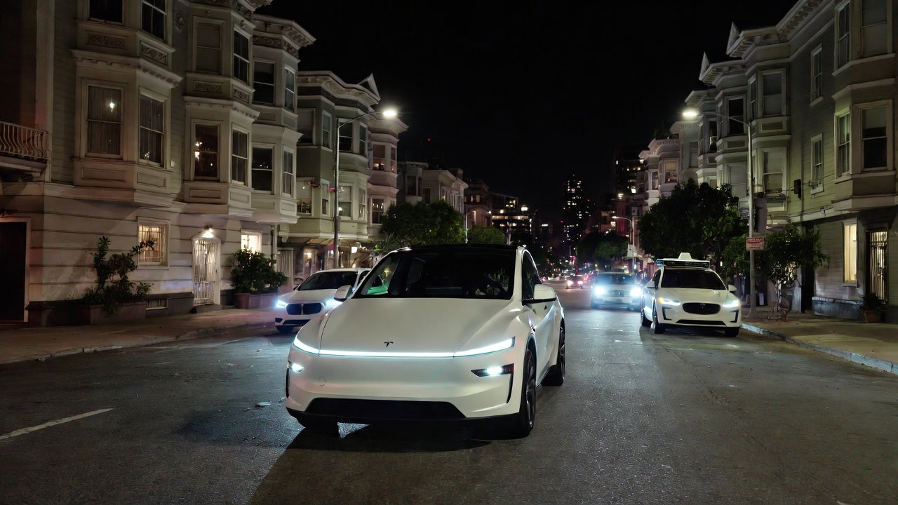 The Reasons Behind Tesla FSD Move to a Subscription Model – Yeslak ...
